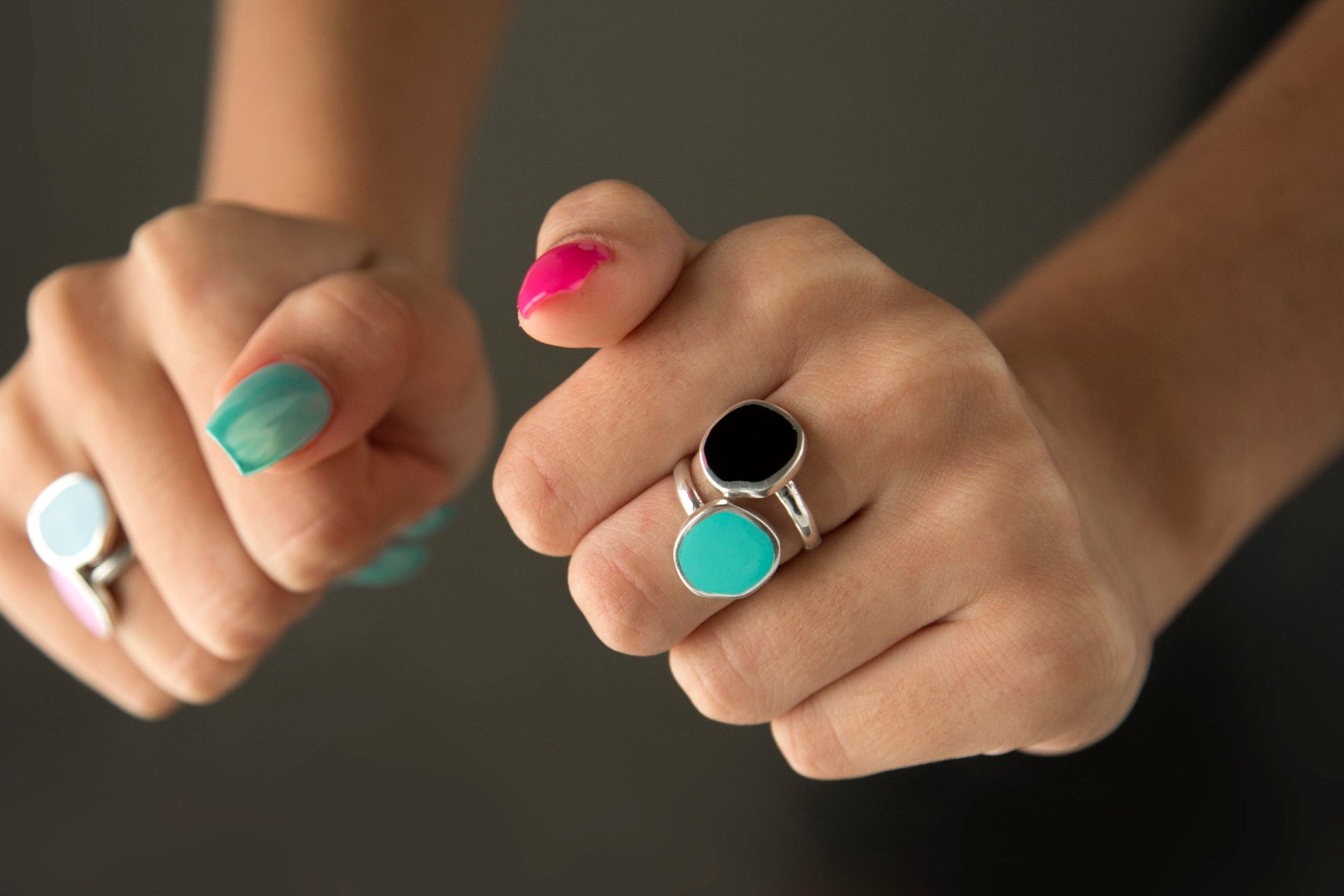 Anello Colors con smalto color turchese – Cuori e Frecce